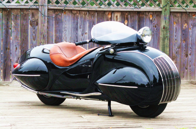 The Streamliners: Art Deco Meets the Motorcycle – Flesh & Relics