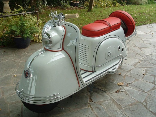 The Streamliners: Art Deco Meets the Motorcycle – Flesh & Relics